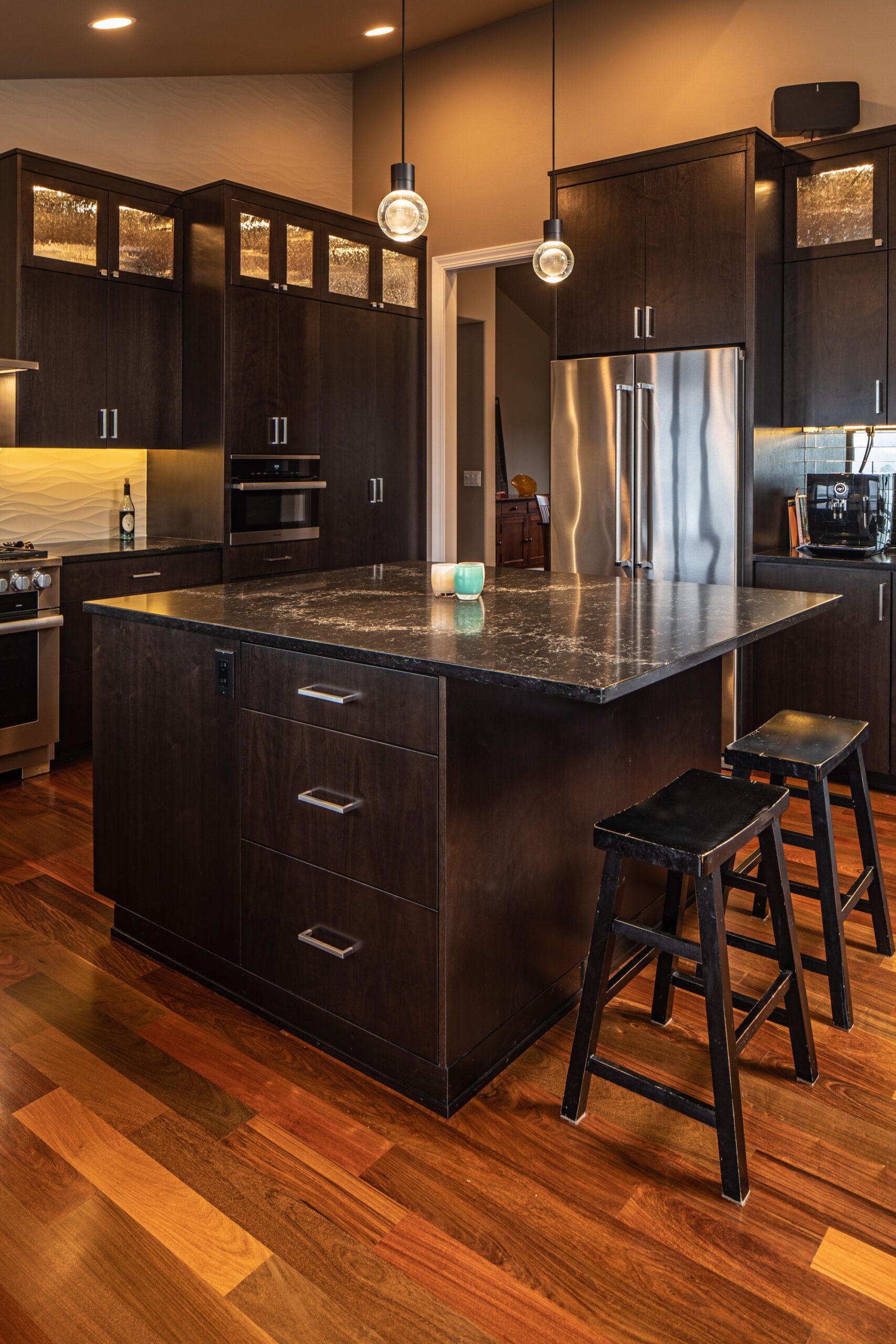 Modern Lake Access - Schock Construction